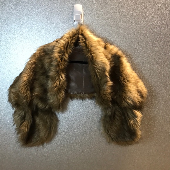 Vintage | Jackets & Coats | Vtg Faux Fur Capletshawl | Poshmark